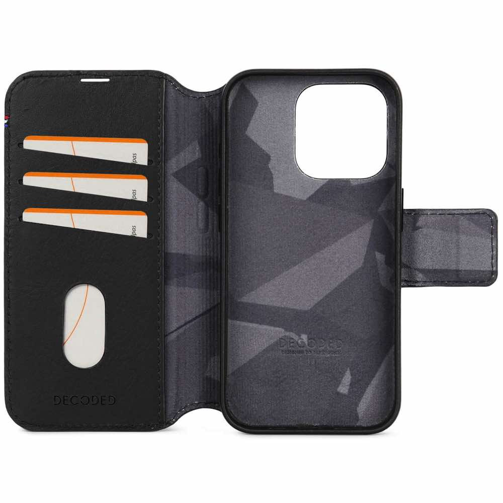 Decoded iPhone 15 Pro 2-in-1 Leather Wallet Cases