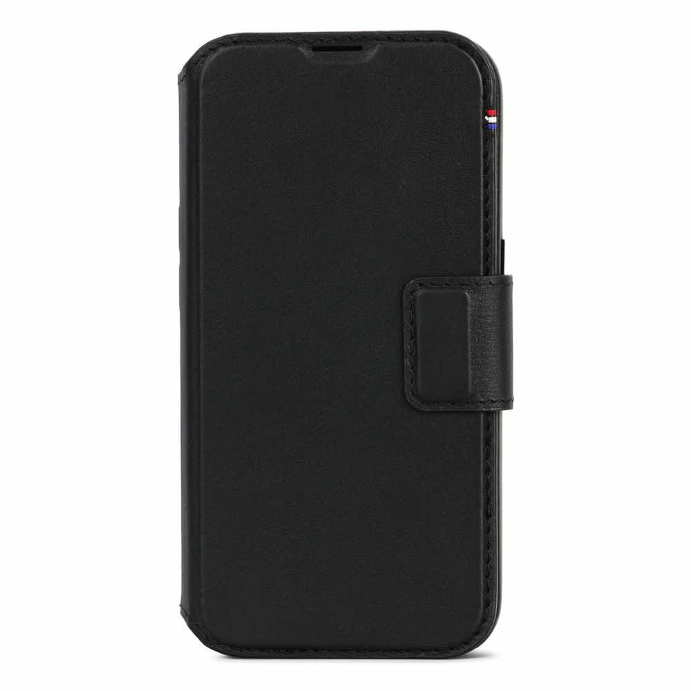 Decoded iPhone 15 Pro 2-in-1 Leather Wallet Cases